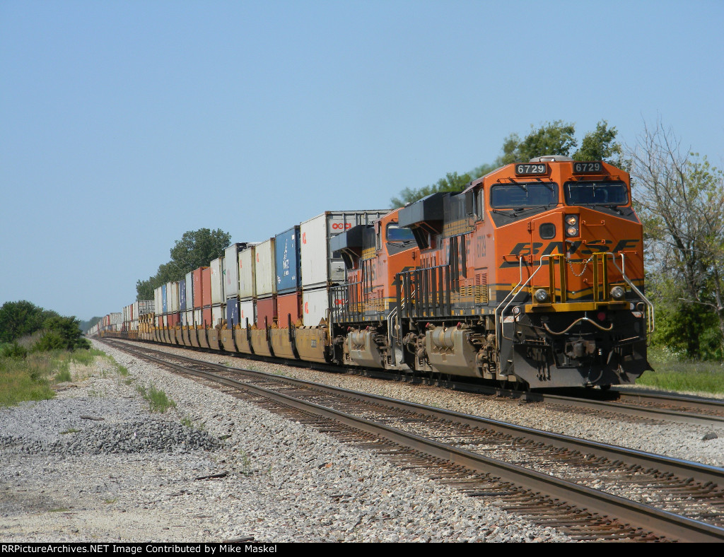 BNSF 6729